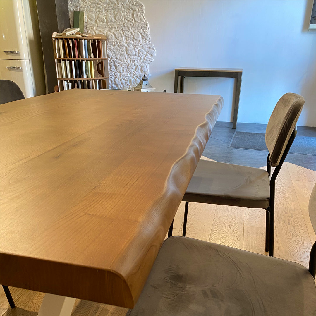 Tavolo in legno massello di castagno. Stella. | Falegnameria900 ...